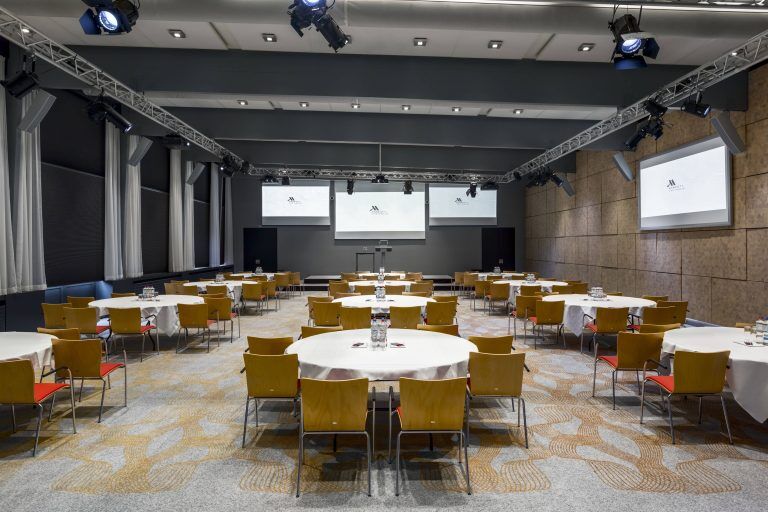 Choosing the Best Seating Style for your Audience - Event Hire Co